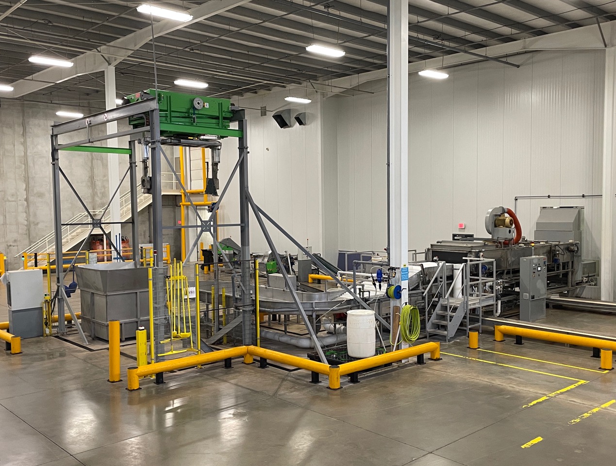 Complete Fully Automated Fruit Receiving, Washing, Grading and ...